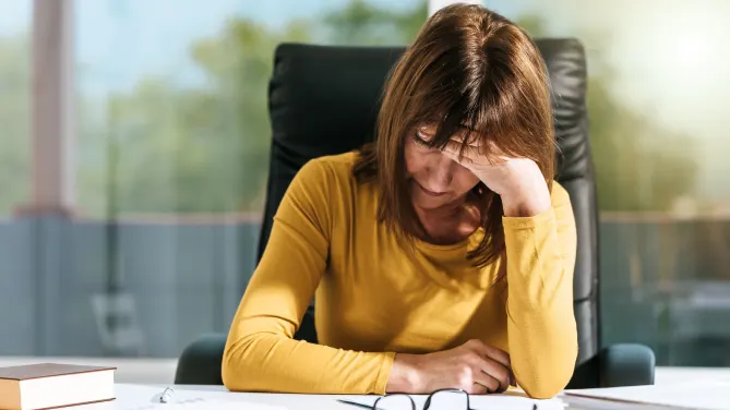 How to Handle a Coworker Who Takes Credit For Your Work