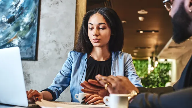 Executive Assistants: What They Do, What They Make and How To Become One