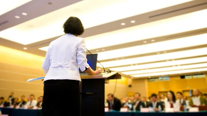 How To Give A TED Talk-Worthy Presentation