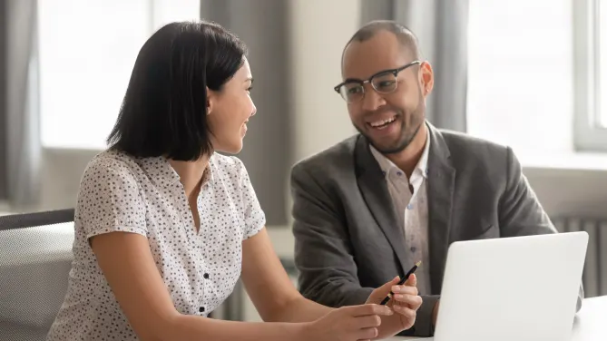 Men Mentoring Women: 6 Surprising Benefits and Tips