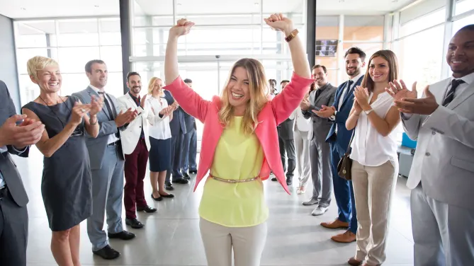 9 Times You Deserved an Award for Coming to Work