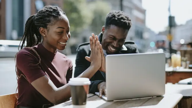 12 Signs You and Your Partner Are a Total Power Couple