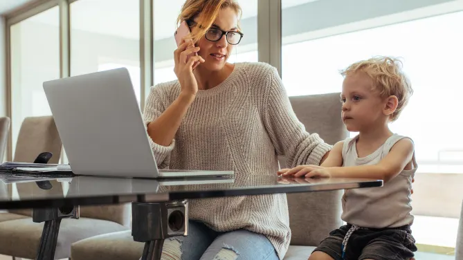 10 Working Mom Secrets to Keeping the Chaos at Bay