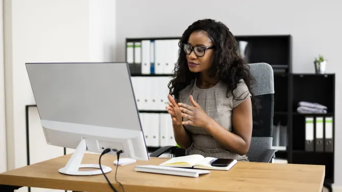 5 Better Things to Say Instead of 'I'm Sorry' At Work