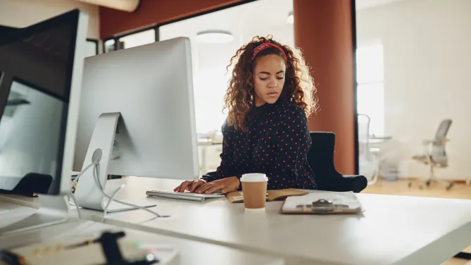 7 Ways to Practice Attention Management, According to Psychologists